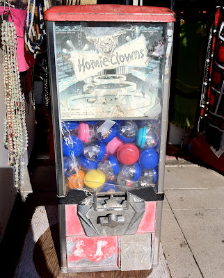 Yusa Blogs: Coin Vending Machines: Homie Clowns and Seed Bombs