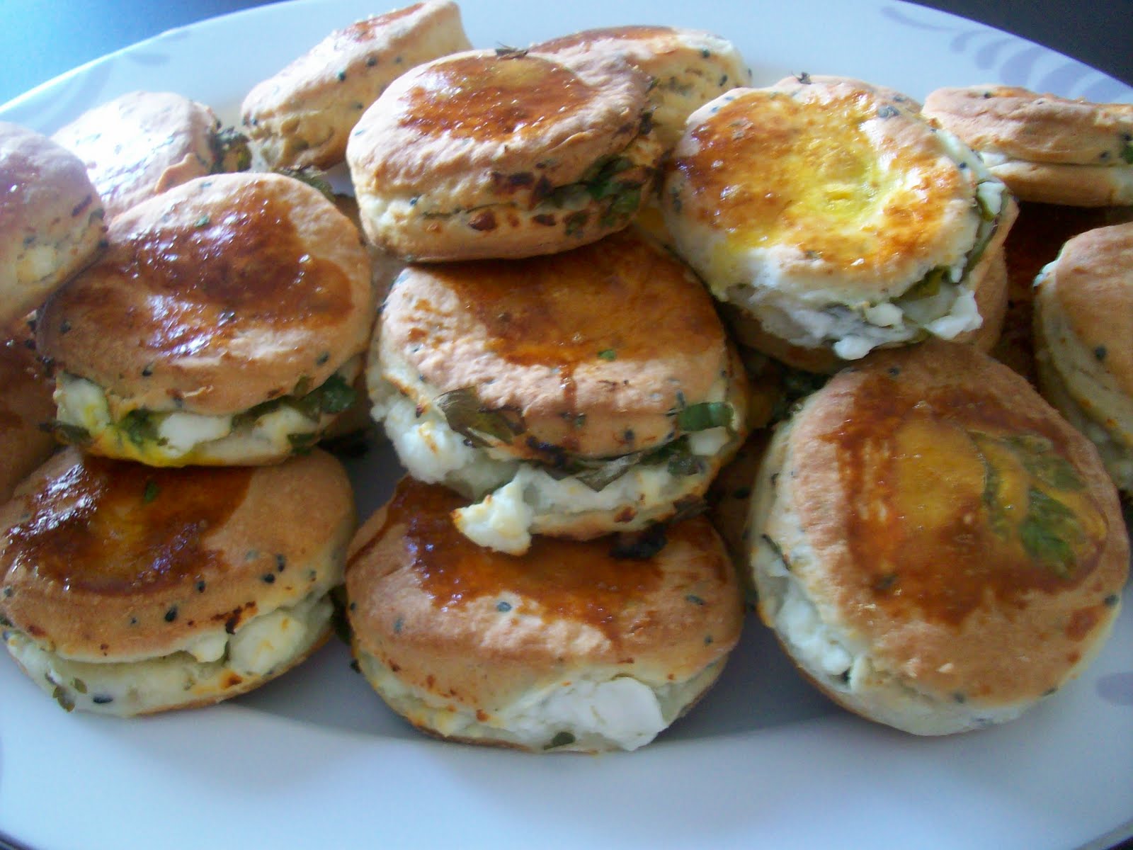 Filizin Mutfagi: COREK OTLU COREK