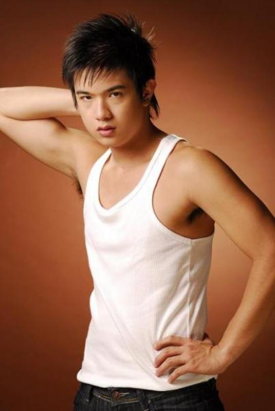 Man Central: Kevin Santos: You Can Almost Feel Him!