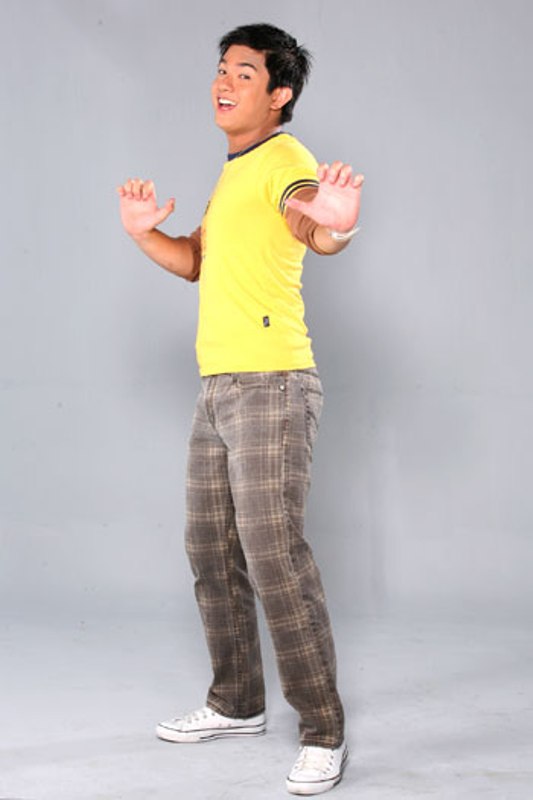 Man Central: Kevin Santos: You Can Almost Feel Him!