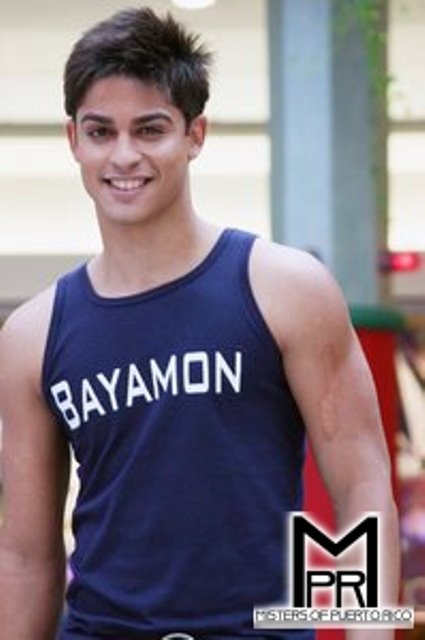 Man Central: Bryan Figueroa: Latin Male Power!