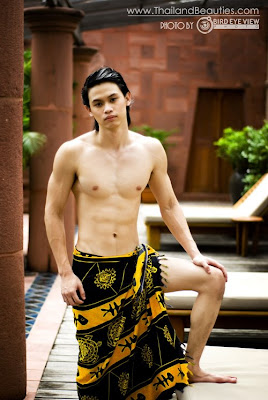Man Central: Chanon Saetang: Thai Hunk Identified!