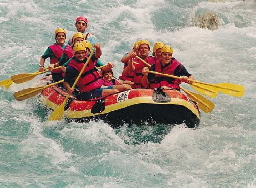 AEROVANTAGE MANAGEMENT: WHITE WATER RAFTING