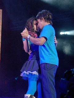 isa tkm: isa y alex isa tkm