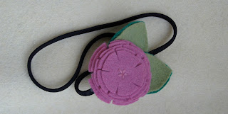 TurtleCraftyGirl: Flower Hair bands
