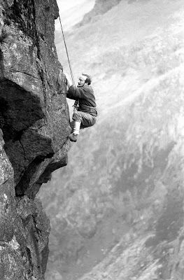 Footless Crow: February 2010