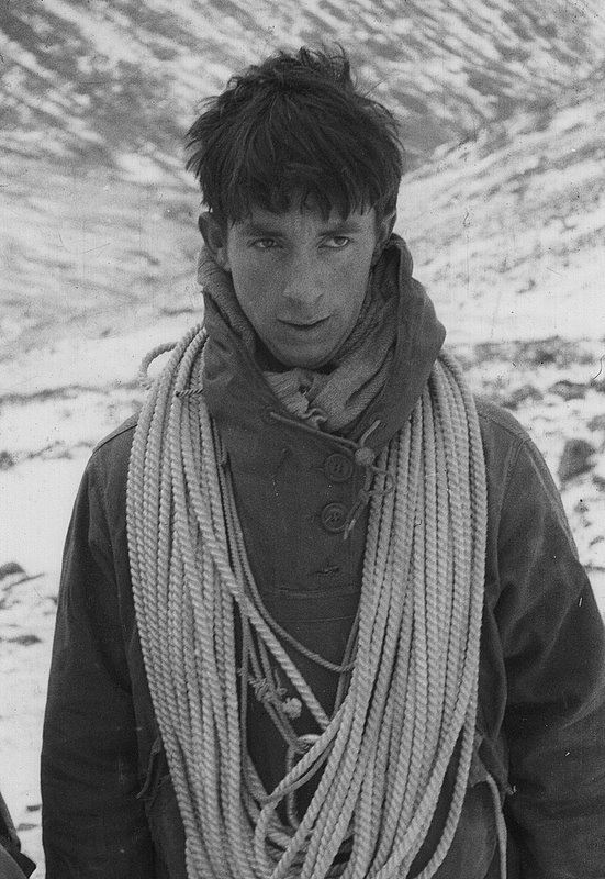 Footless Crow: The Adventures of Wheech: The life and times of Robin Smith.