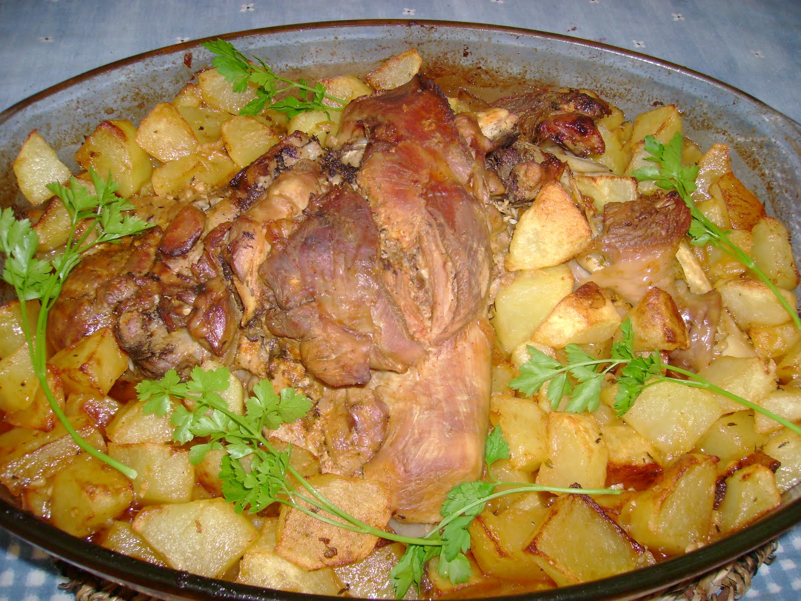 Célia na cozinha: Perna de perú assada no forno com ervas aromáticas