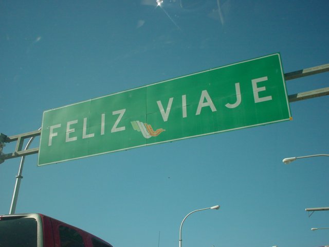 CARITA DE ANGEL: LES DESAMOS FELIZ VIAJE