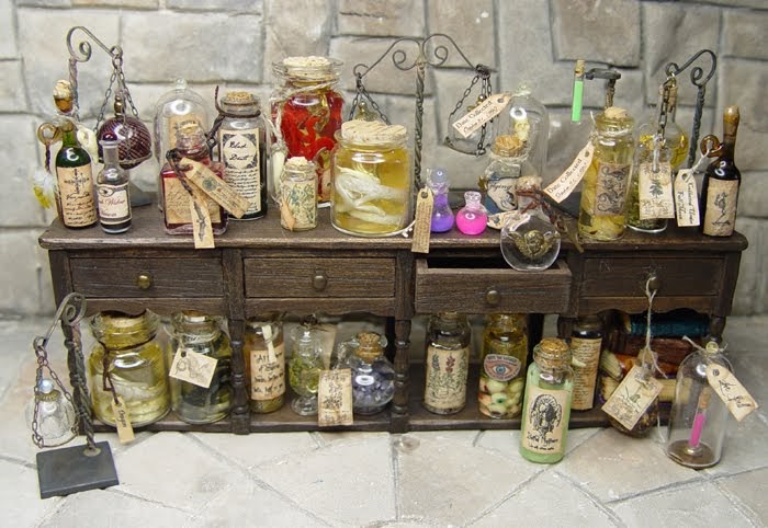 EV Miniatures: Miniature Potion Bottles