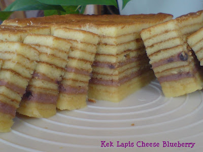 Pea's Delicacies: Kek Lapis Cheese Blueberry