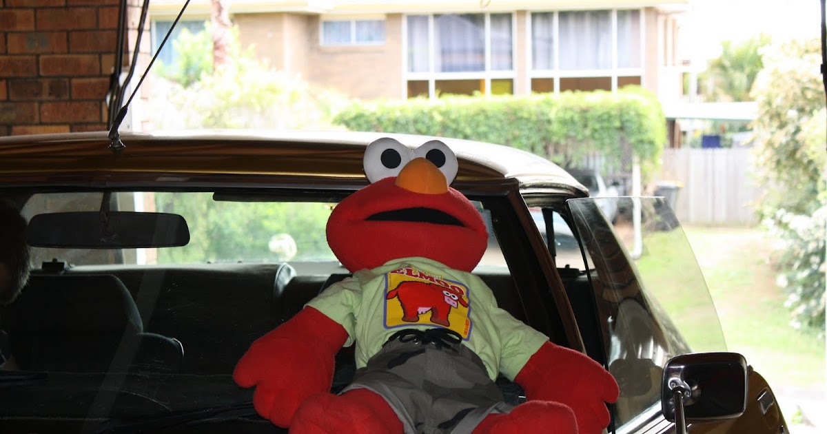 Elmo's World Trip!: Elmo goes on a car cruise