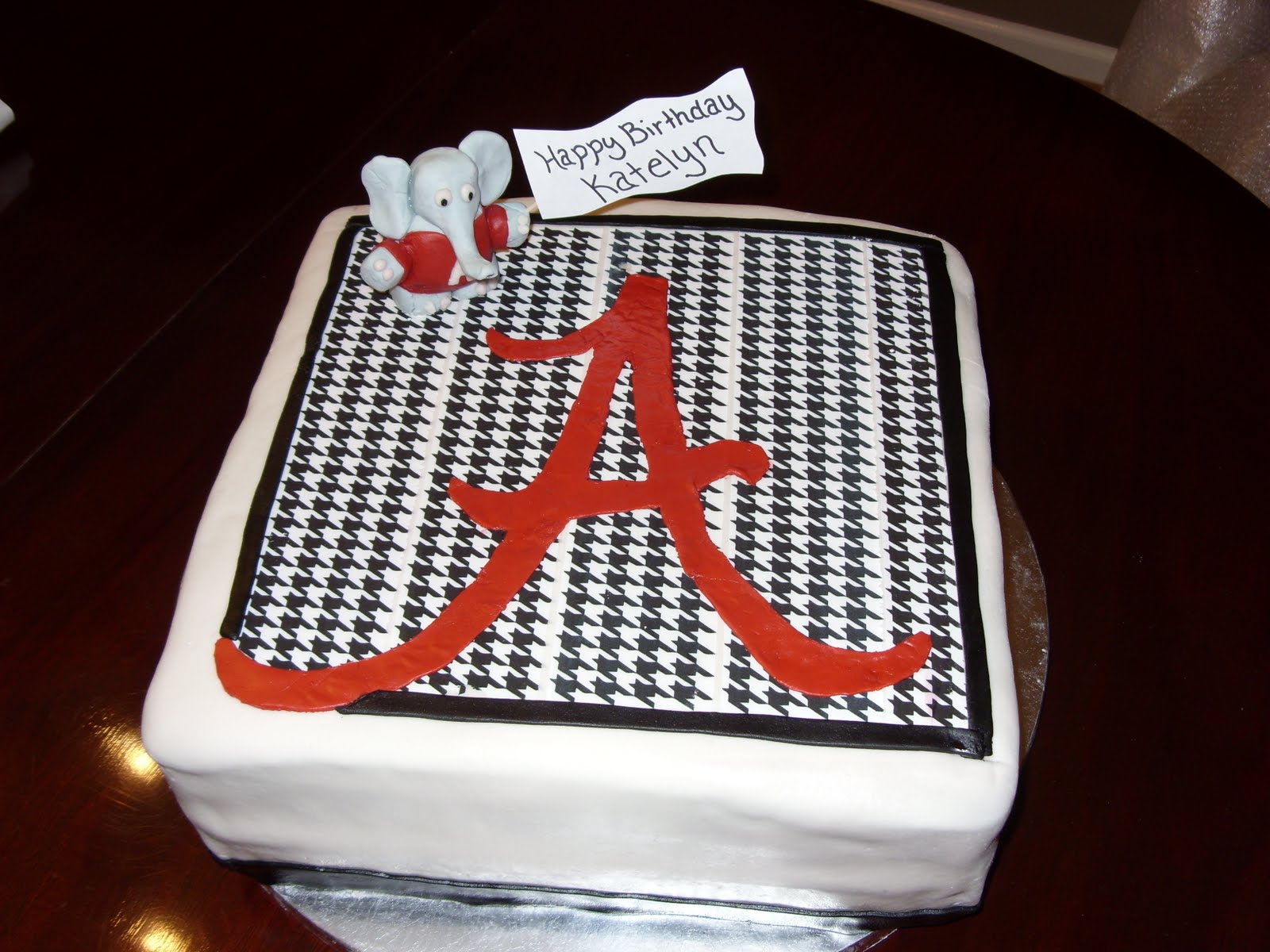 Cloud 9 Cakes and Cupcakes: Alabama Birthday Cake