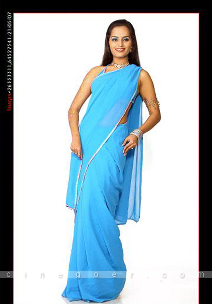 Film Actress Photos: Meghna Patel Hot In Sleveless Blue Saree