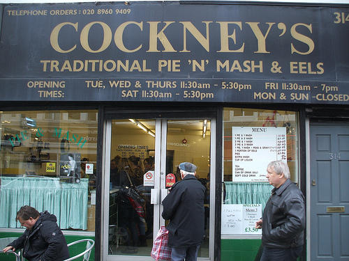 All About London: Best Pie n Mash in London- This is going to make you ...