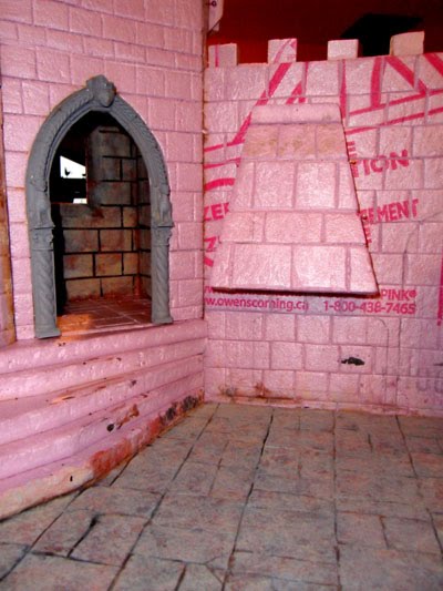 mini ramblings and musings: Lets Build a Castle out of Builders Foam