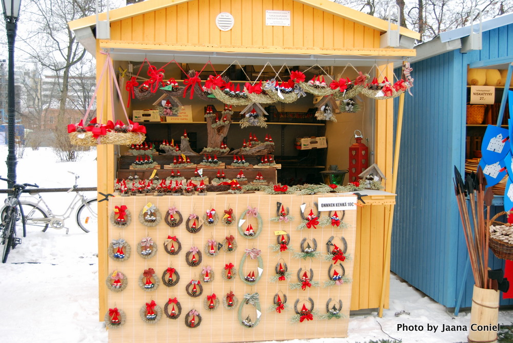 THE SPIRIT OF THE PASSION FRUIT: CHRISTMAS MARKET IN TURKU, FINLAND