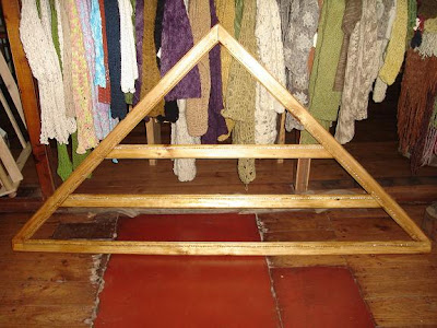 Telares y Bastidores: Telar Triangular
