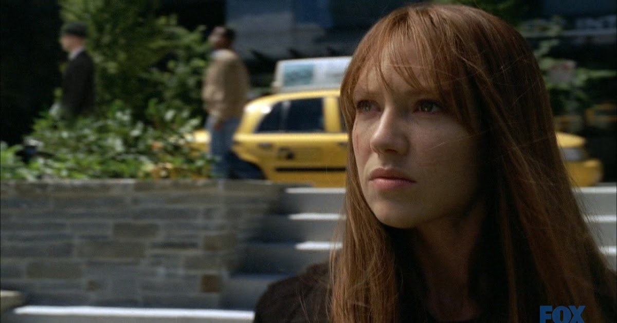 Fringe Easter Eggs: Observer in Olivia ~ Fringe Television - Fan Site ...
