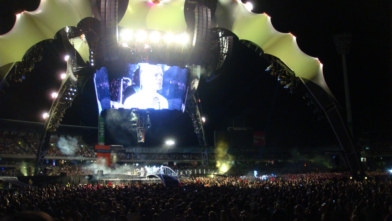 Life Is A Mixtape: U2 Concert Review - Night 1