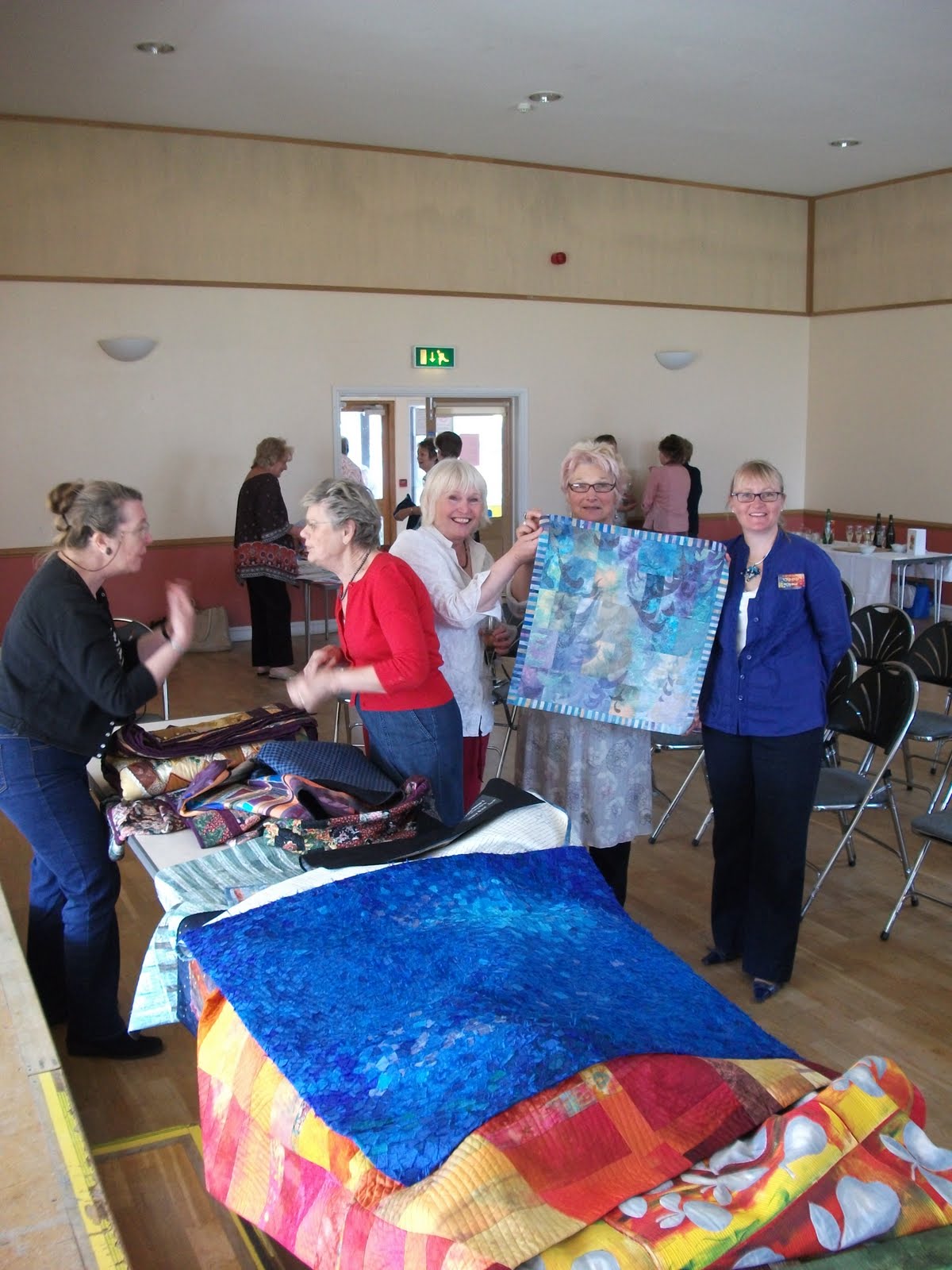 The Hardy Quilters: CHRISTINE RESTALL