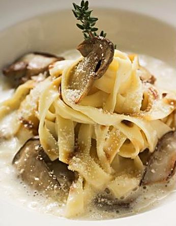 Global CookBook: Tagliatelle al Fungi (Italian Recipe)