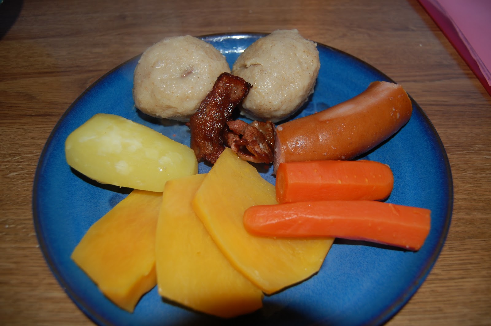 MATGLEDER: POTETBALL ( av ferdigmel)