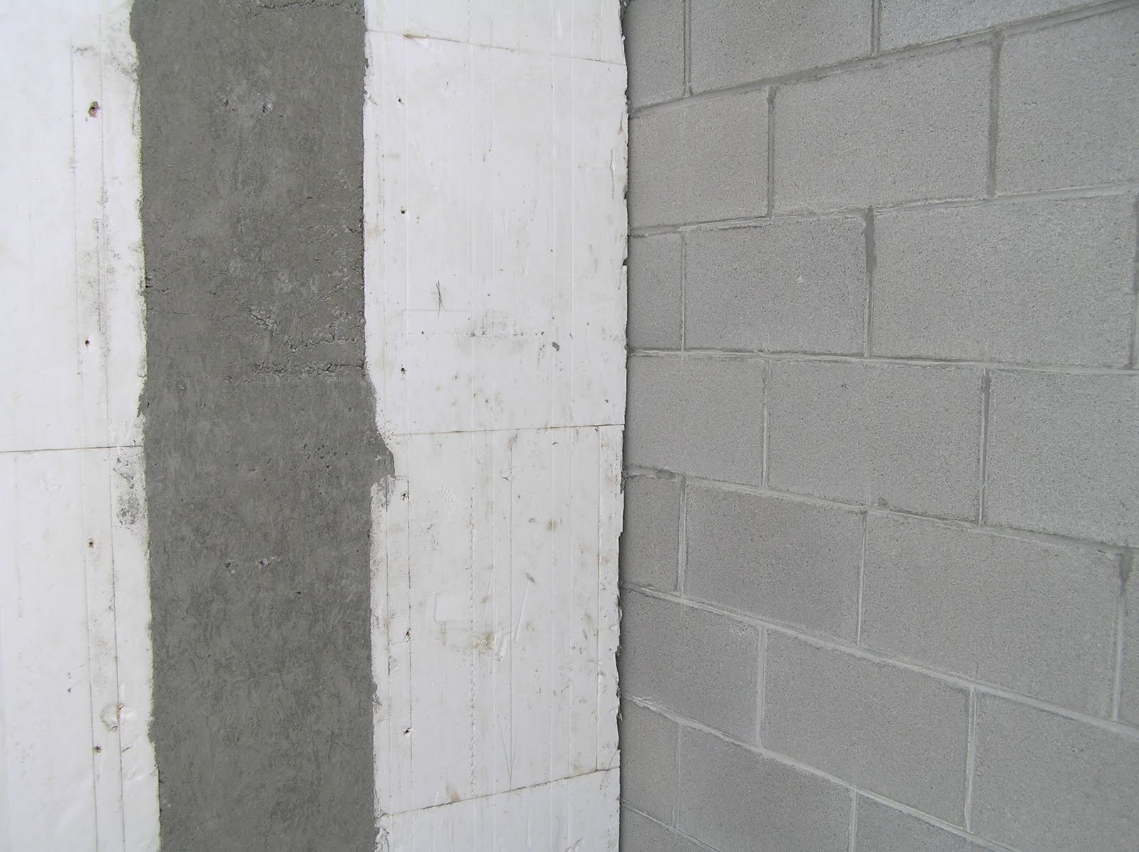 Carolina X Wall: The X Factor in Green Building: Integrated Pilasters