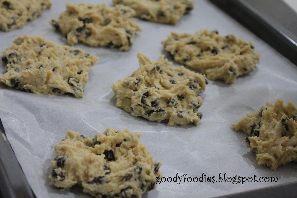 GoodyFoodies: I baked: Rock cakes