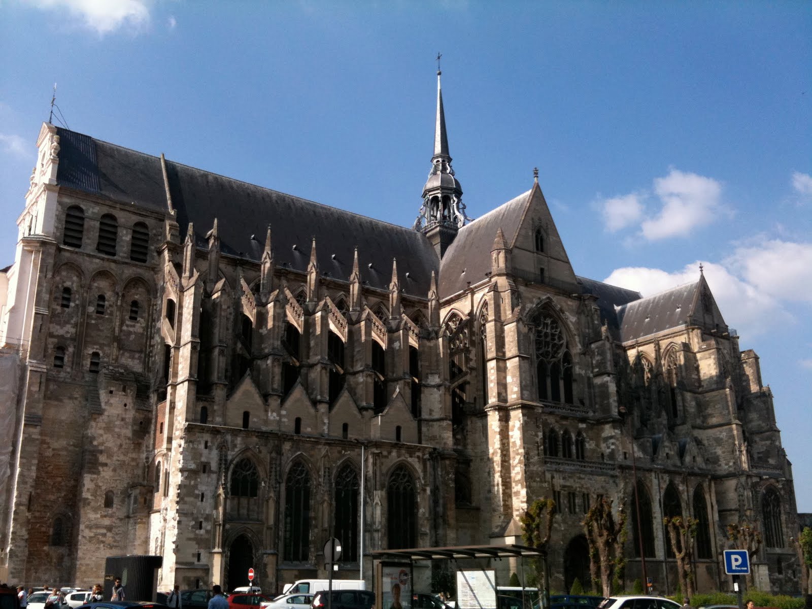 NOT ALL THOSE WHO WANDER ARE LOST (TOLKIEN): Saint-Quentin, France