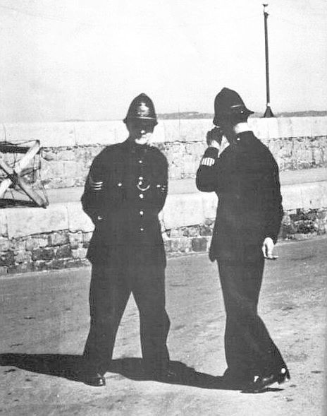 PICTURES FROM HISTORY: Rare Images Of War, History , WW2, Nazi Germany ...