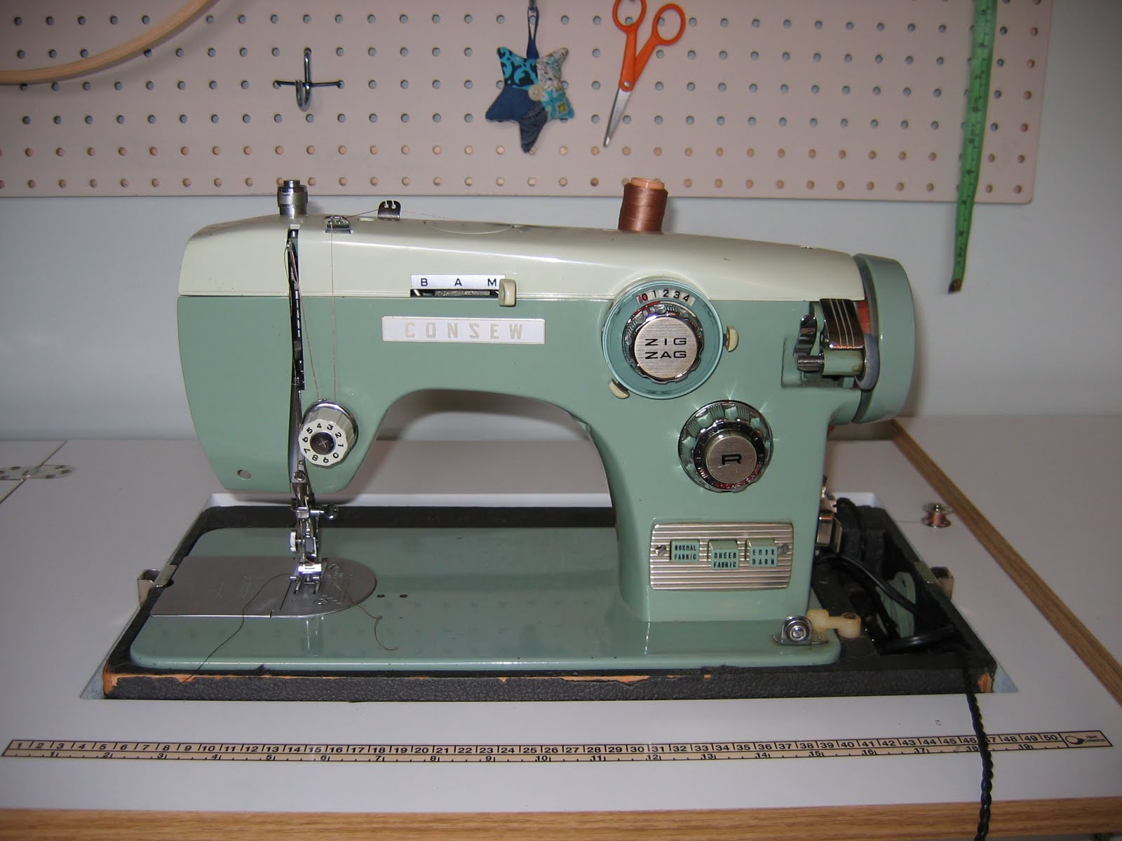 A Sewing Life: A Wee Green Machine