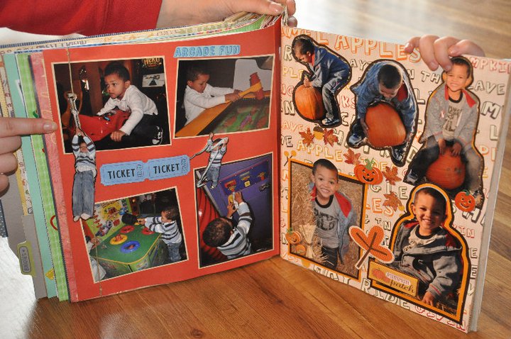 KatieMade(c) handmade custom cards: Handmade Large Paperbag Scrapbook album