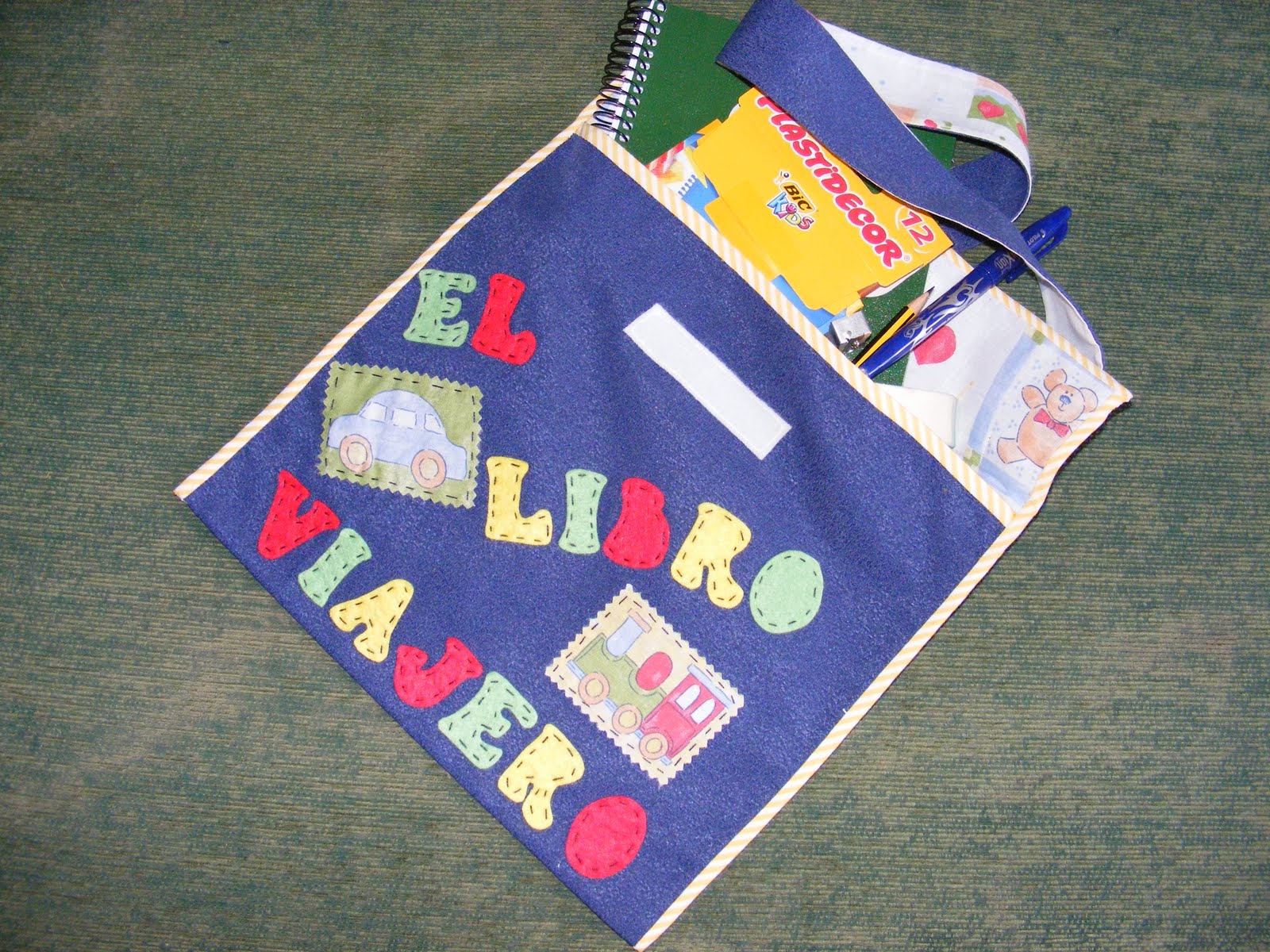 EL TALLERCITO DE BEA: El libro viajero