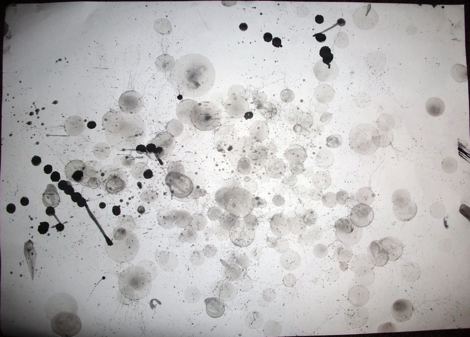 Andriana Laskari's Creative Corner - CG Arts and Animation: Ink bubbles