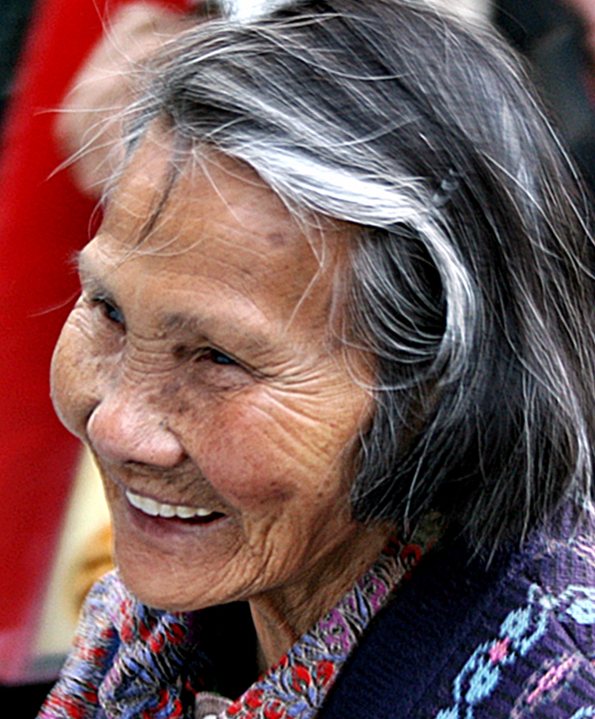 PHOTO VIDEO WORKS 2: A joyful face