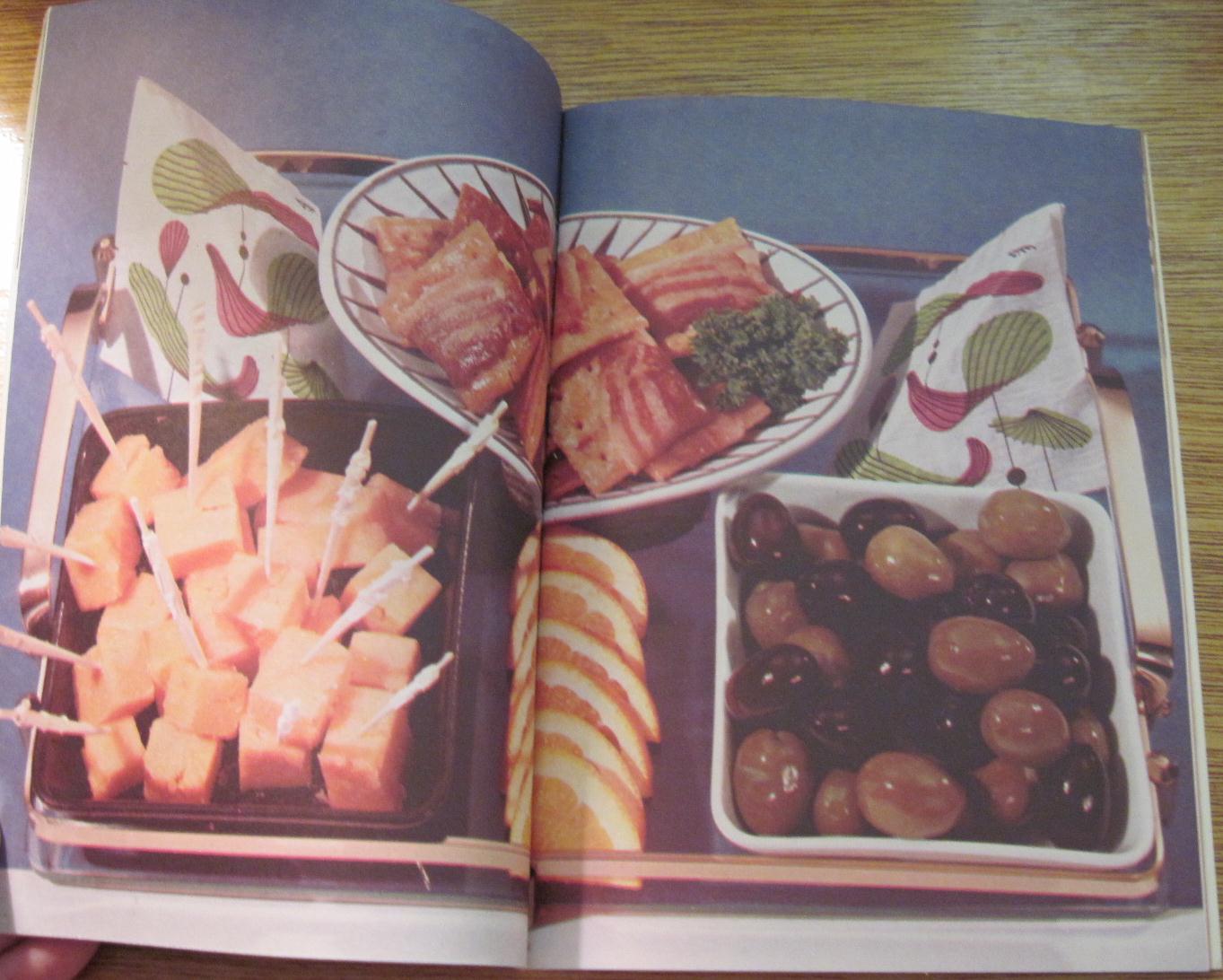 View from the Birdhouse: 1958 Vintage Quickie Appetizers