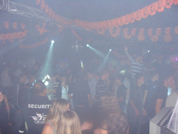 Le Ginza Dancing Discothèque