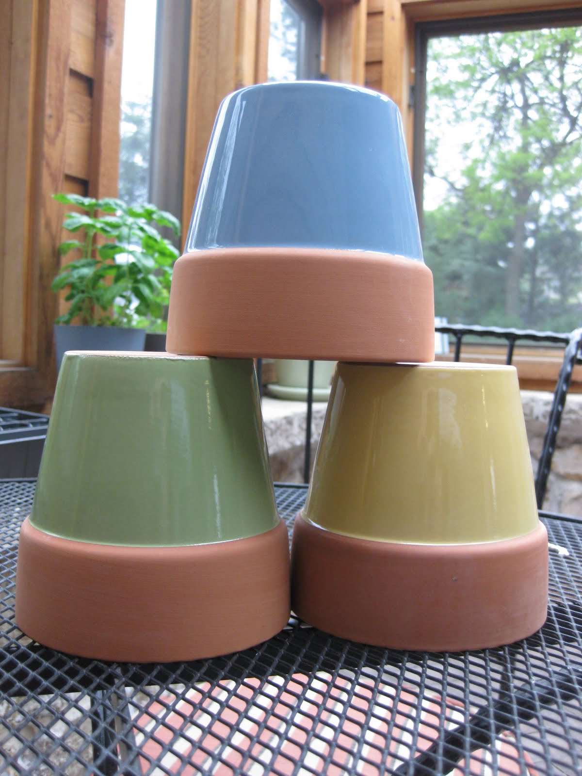 The Hand Me Down House: Mother's Day Rustic Bench & Herb Pot DIY