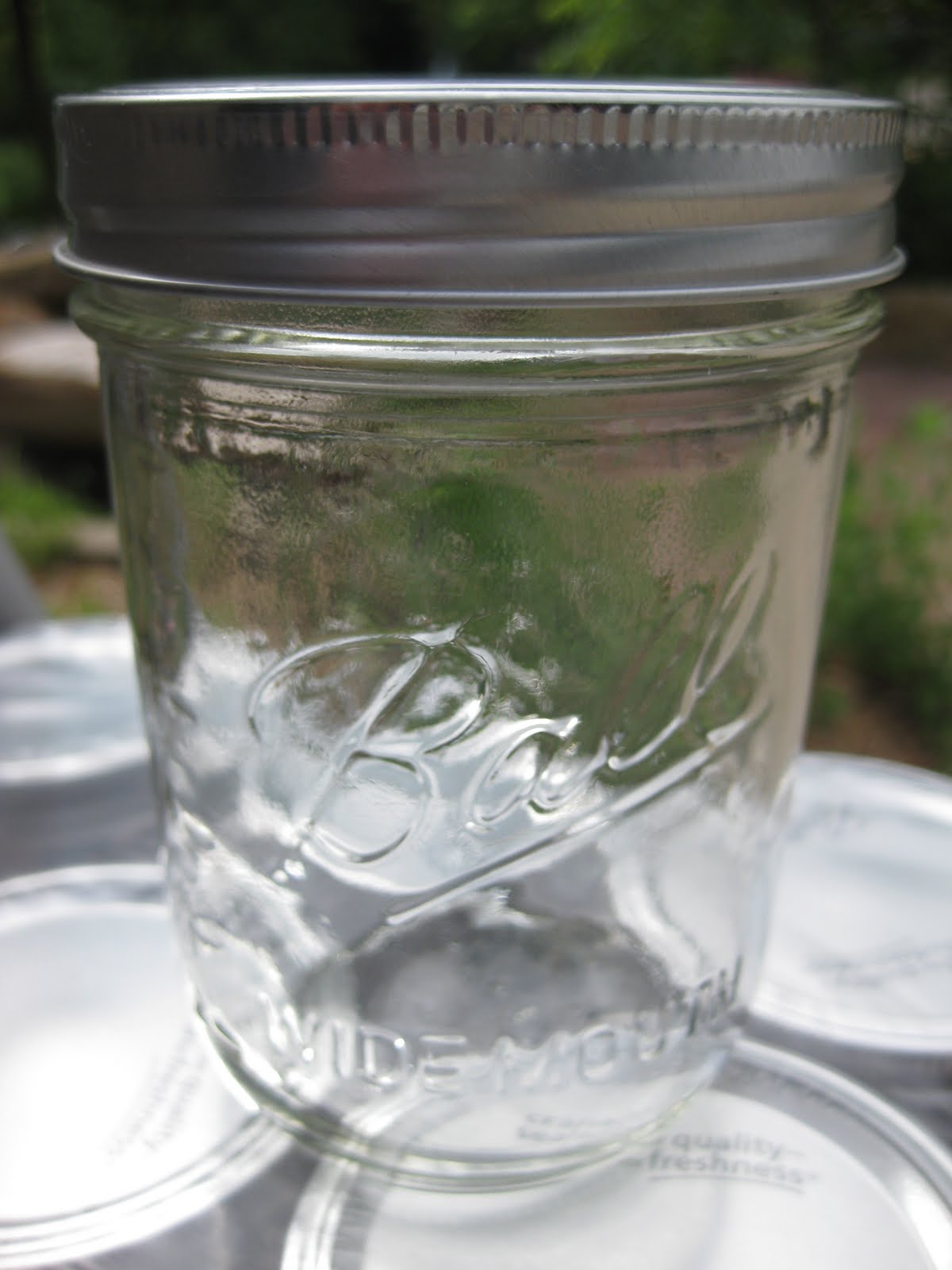 The Hand Me Down House: Solar + Mod Podge = AMAZING