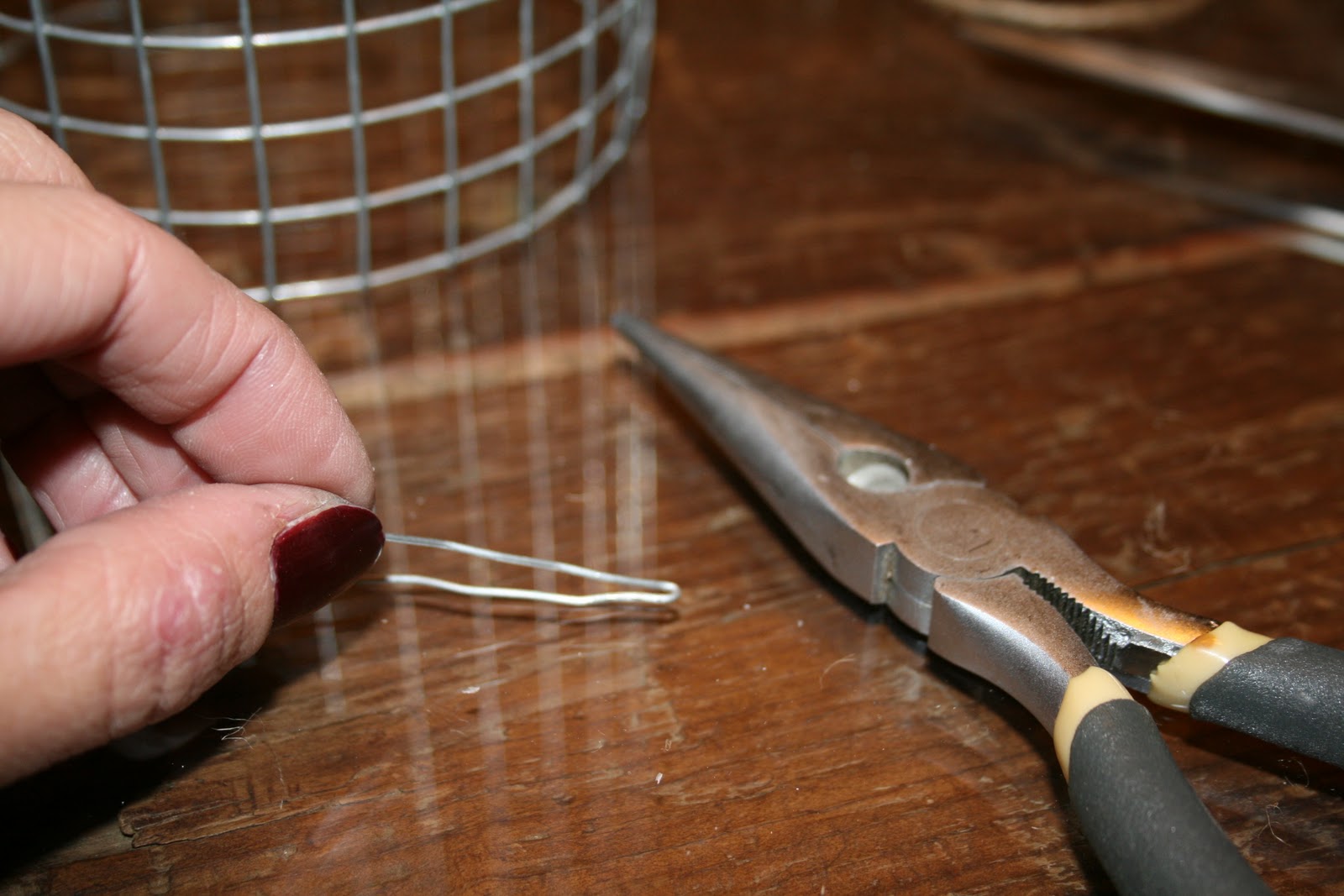 DIY Wire Hurricane and the DIY Holiday Highlights Party - DIY Show Off ...