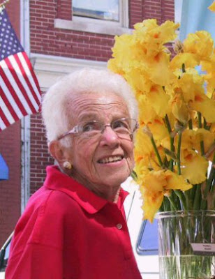 fromtheeditr: Julia Light, City Market's Iris Lady Dies