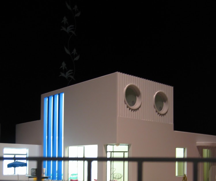 The Shopping Sherpa: Modern Miniatures on Monday: Mon Oncle in ...