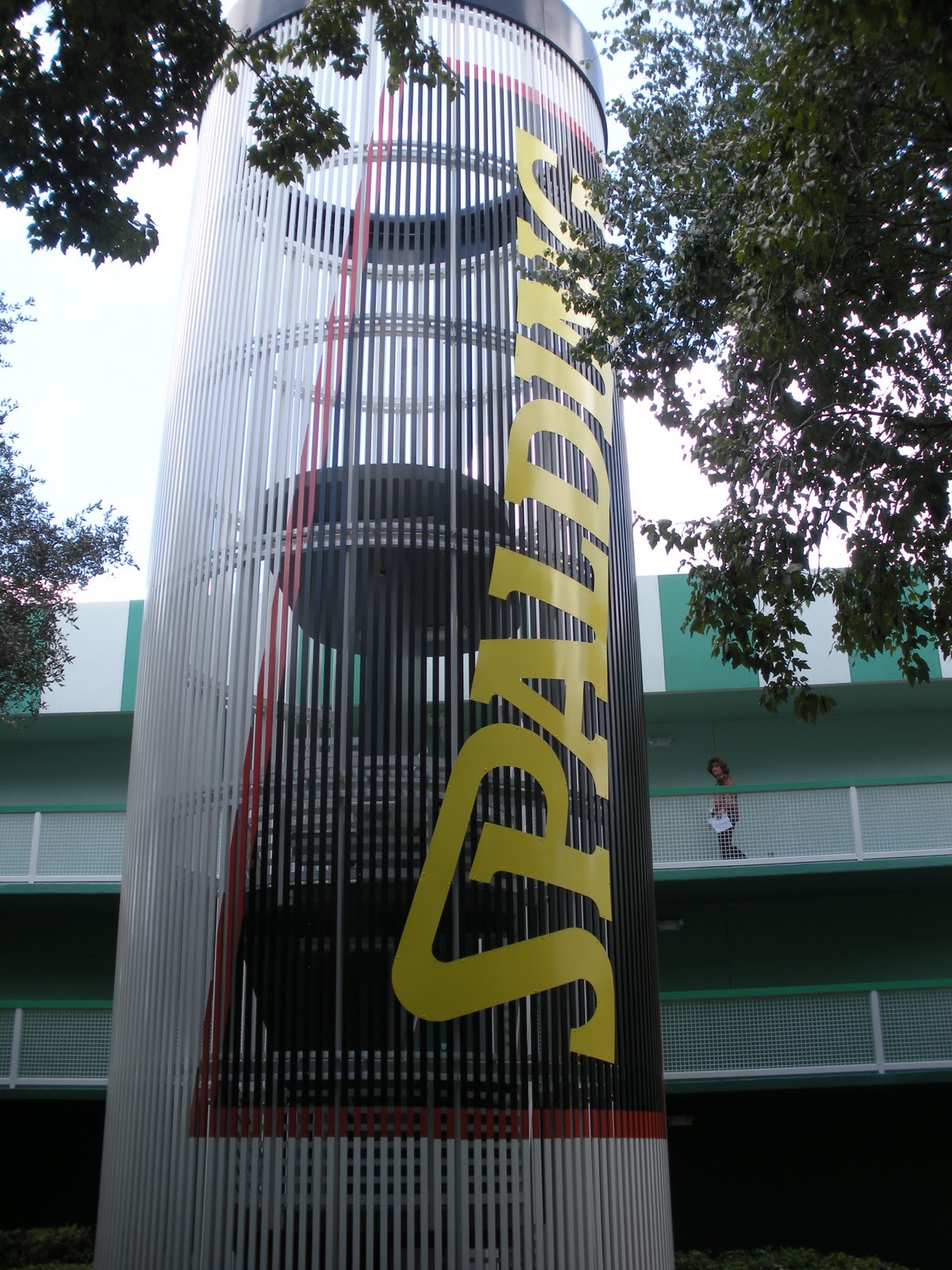 The True Disney Fan: The Resort Romp: All Star Sports Resort