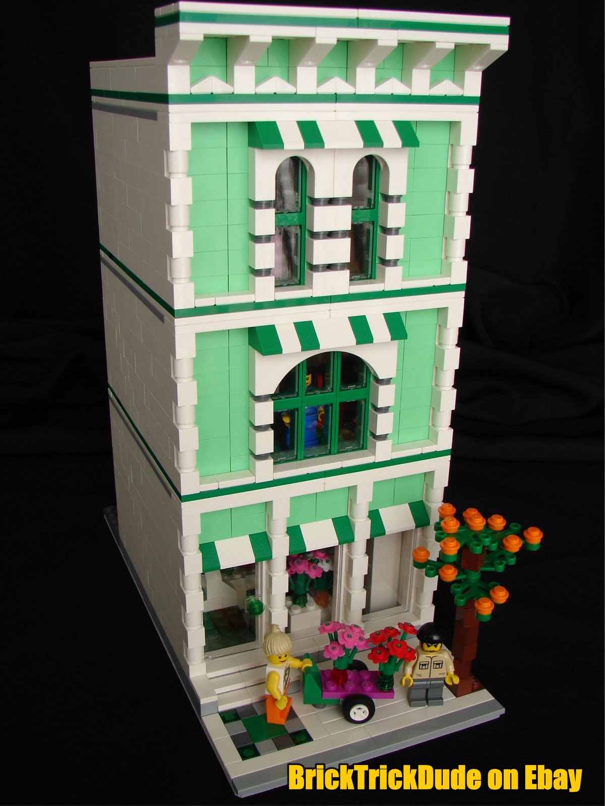 BRICK TRICK: MINT GREEN & WHITE FLORIST • CUSTOM MODULAR BUILDING