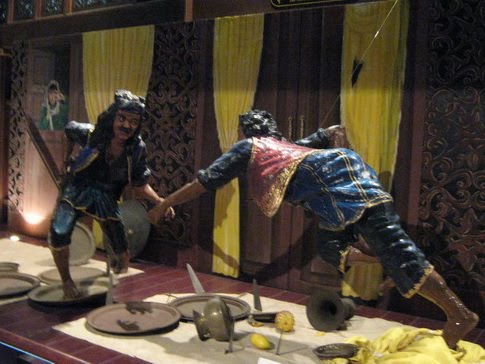 DIARY HANI.COM: HANG TUAH ATAU HANG JEBAT PILIHAN ANDA?