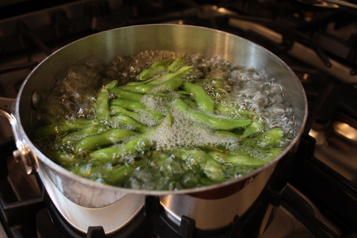 A Quick Guide to Soybeans (Edamame) | Public Health Sciences Division ...