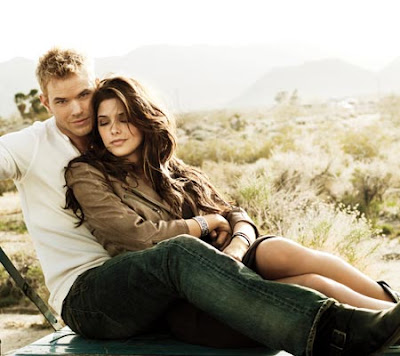 Twilight Diary-Your Personal Brand of Heroin: Poze noi cu Ashley si ...