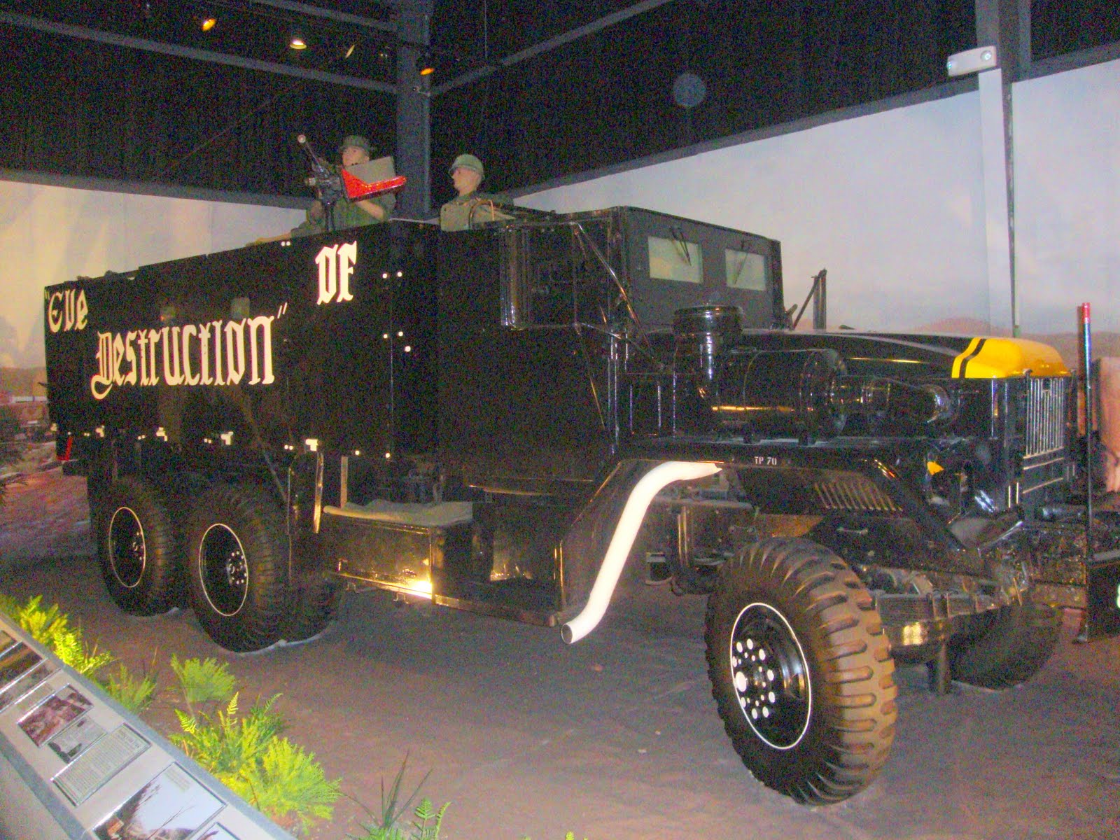 R Sanity RV Adventures: The Army's Air Force and Strange Vehicles