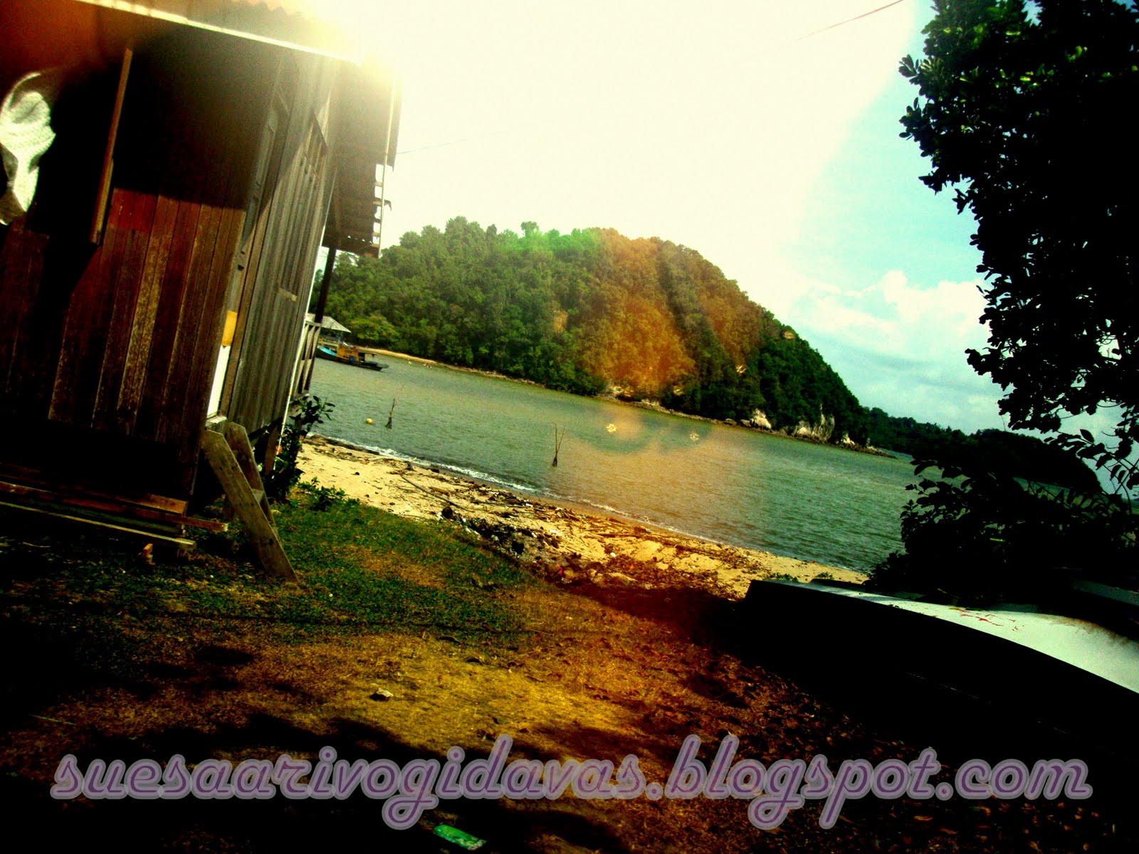 SueSaari_Violet: Holiday Balik Hari Di Endau Beach Resort